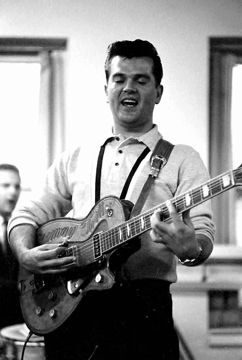 Conway Twitty: Inside The Legend’s Career & Cause Of Death