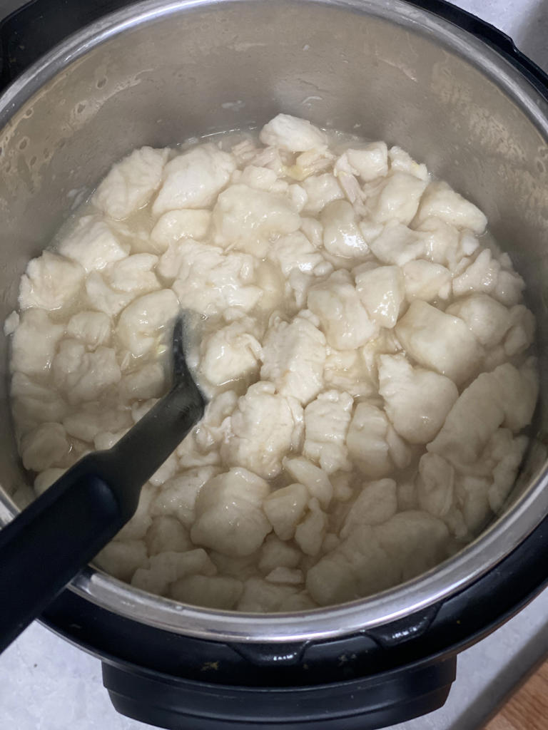 Three delicious ways to prepare chicken and dumplings using canned biscuits