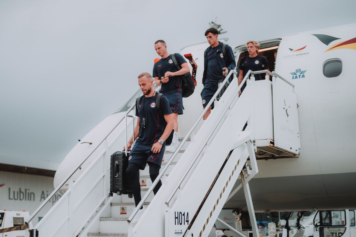 FC Red Bull Salzburg: Elf Rote Bullen haben "den Stall verlassen"