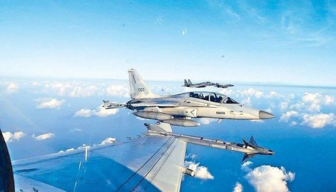 Military steps up naval, air patrols in Escoda Shoal Military steps up naval, air patrols in Escoda Shoal