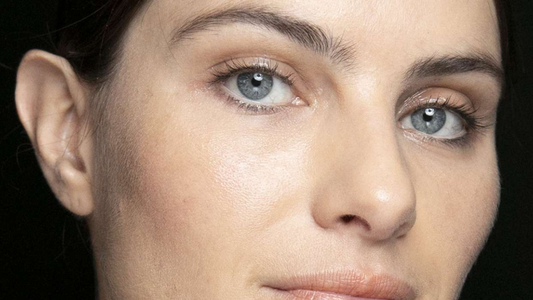 Your eyelashes reveal your secret personality traits Your eyelashes reveal your secret personality traits