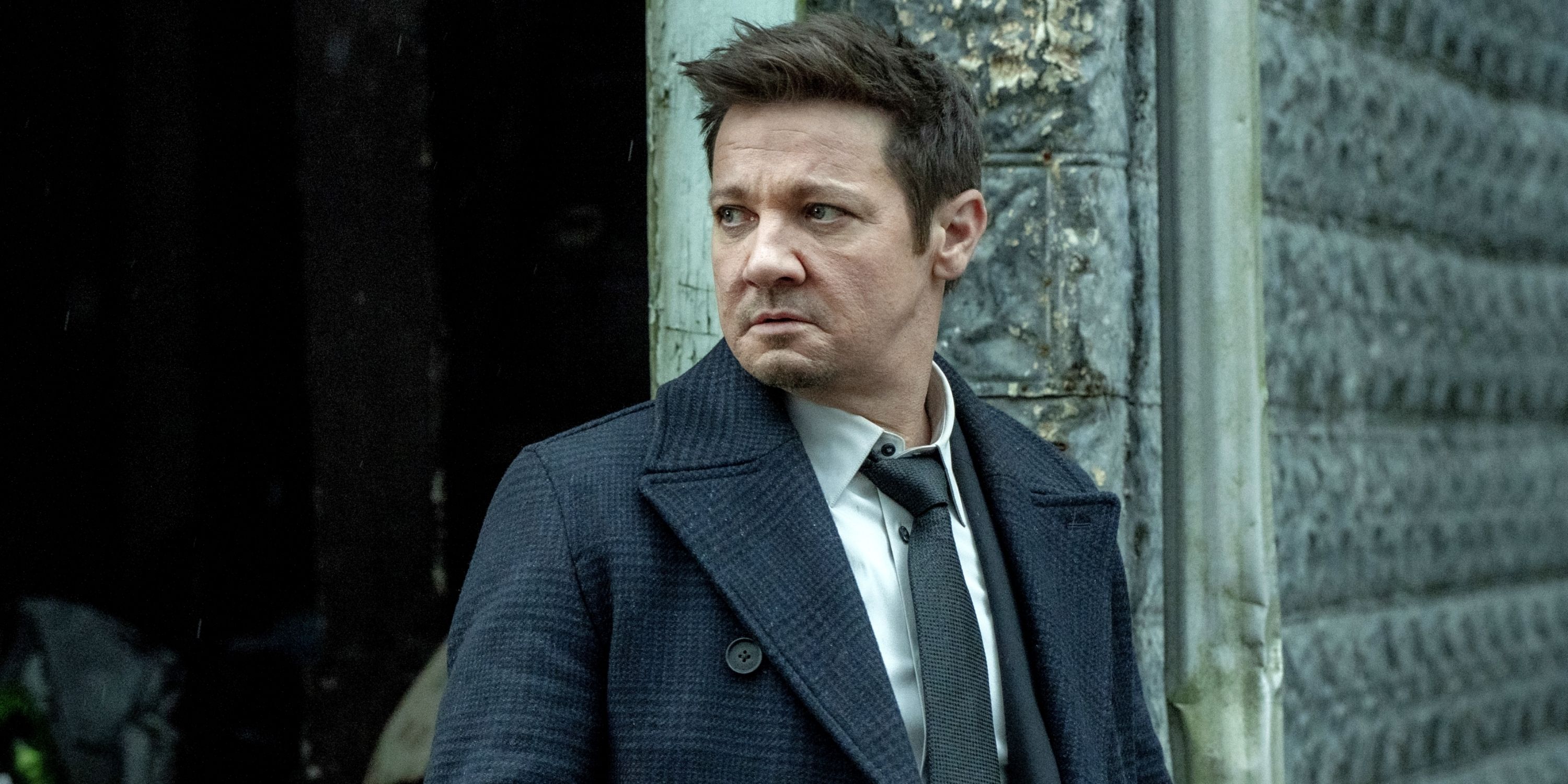 Taylor Sheridan Proves His Worth to Paramount as 'Mayor of Kingstown ...
