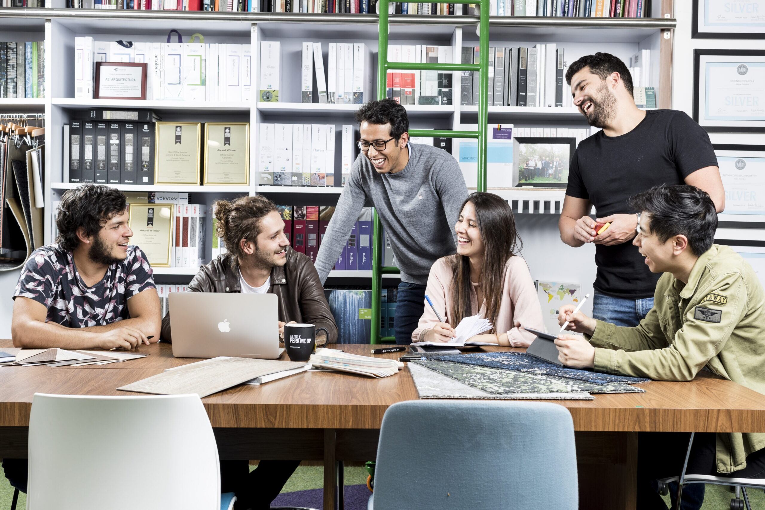 La empresa que transforma espacios y genera empleos en Colombia