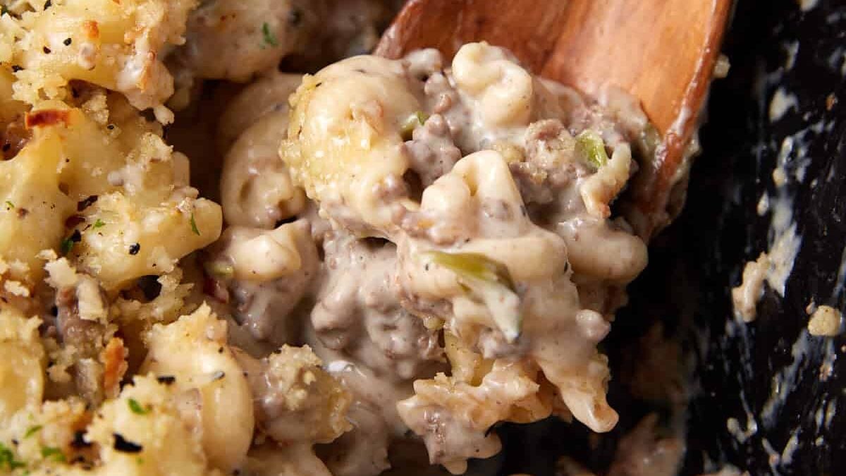 20 Easy Ground Beef Recipes Anyone Can Make (Even If You Can’t Cook)