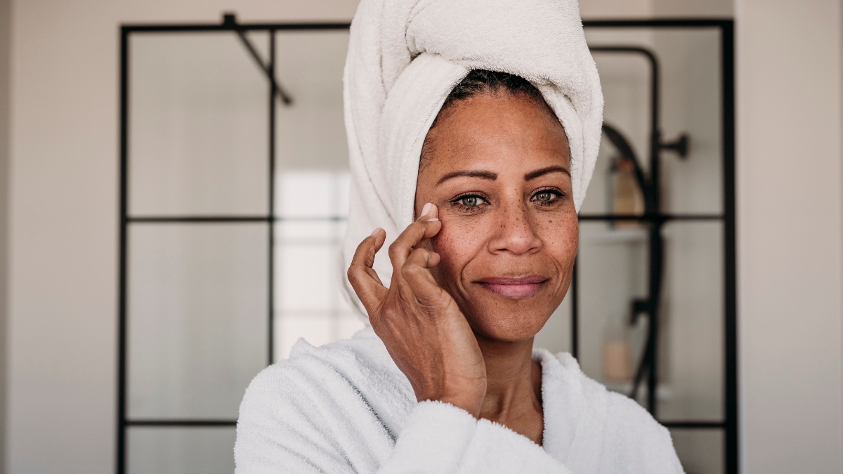 Best Skin Care Routine for Dry, Mature Skin During Cold Weather Season ...