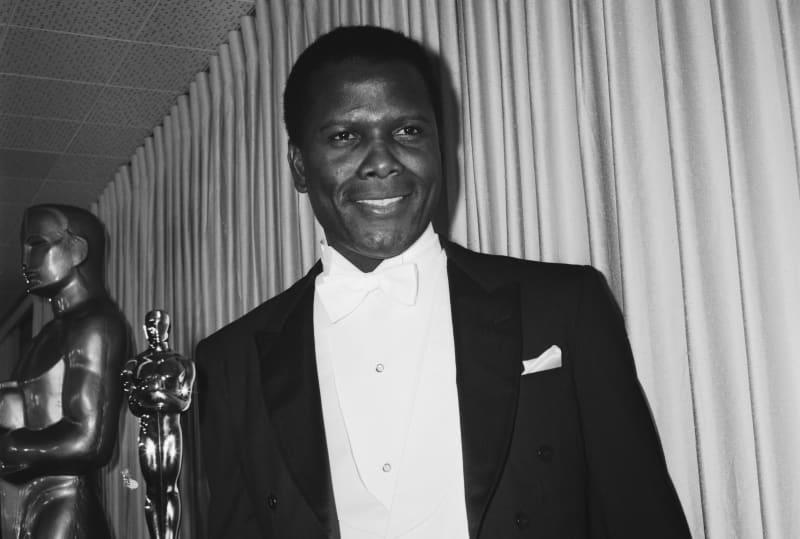 Famous People Who Died From A Neurodegenerative Disease
