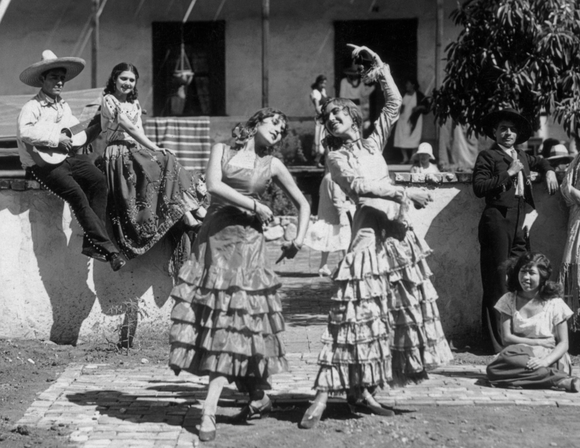 Alexandra Truwit: The Paralympic swimmer who survived a shark attack