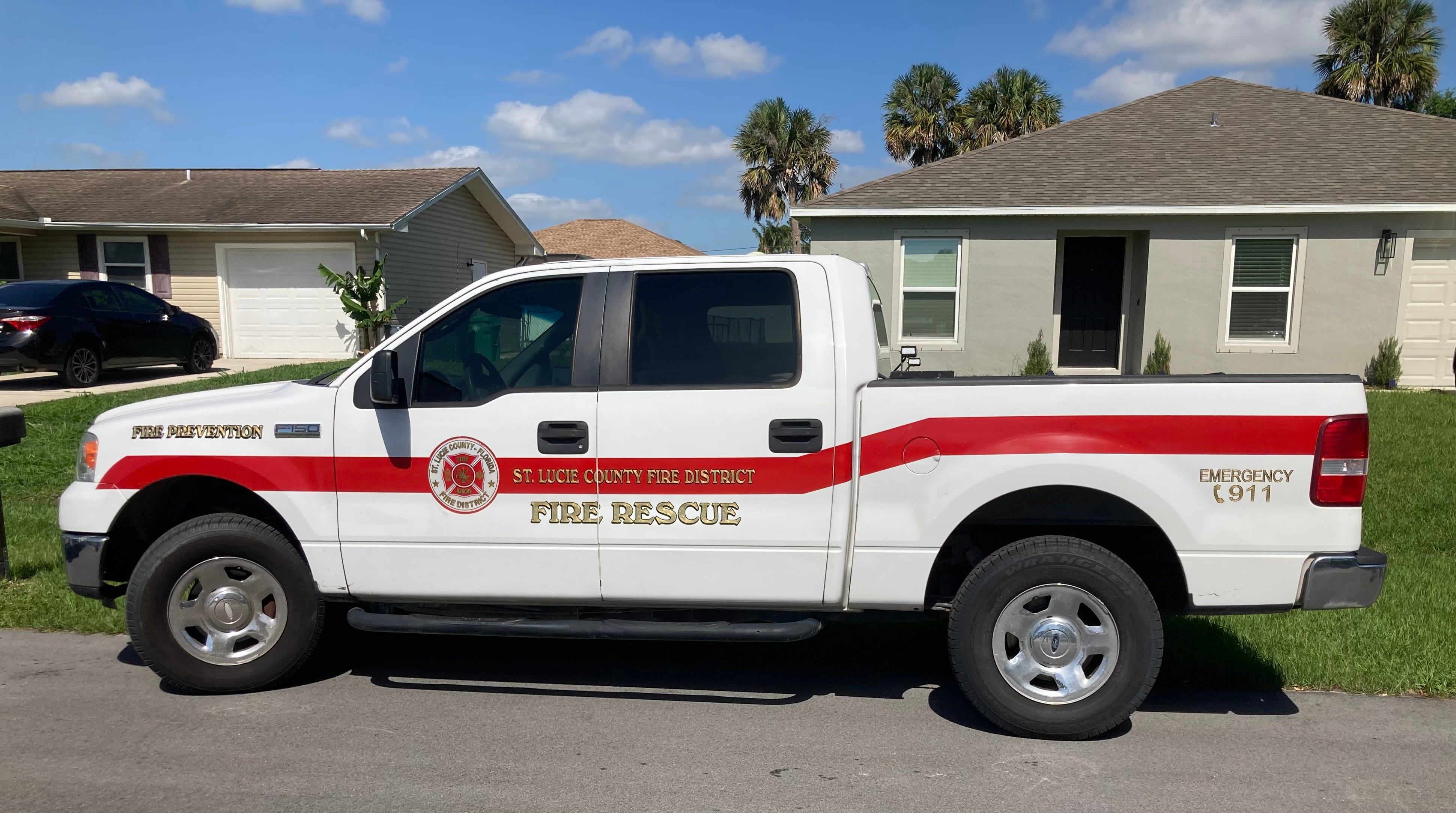 Several animals saved during Florida home fire affecting four adults