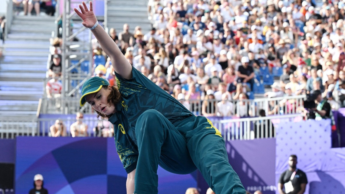 Australian breakdancer Raygun defends her record: Paris criticism ... Australian breakdancer Raygun defends her record: Paris criticism ...