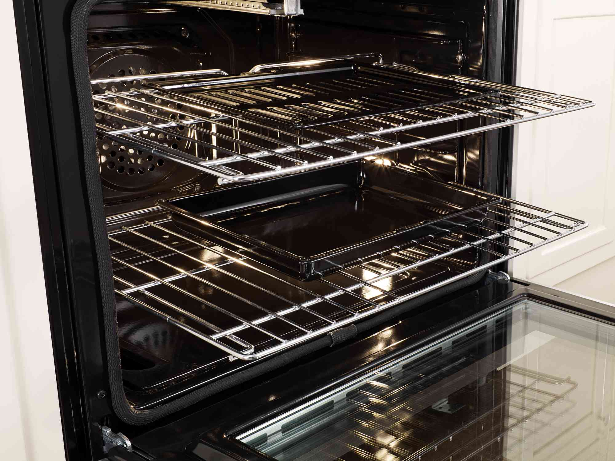 The quickest way to clean your oven without skipping a spot