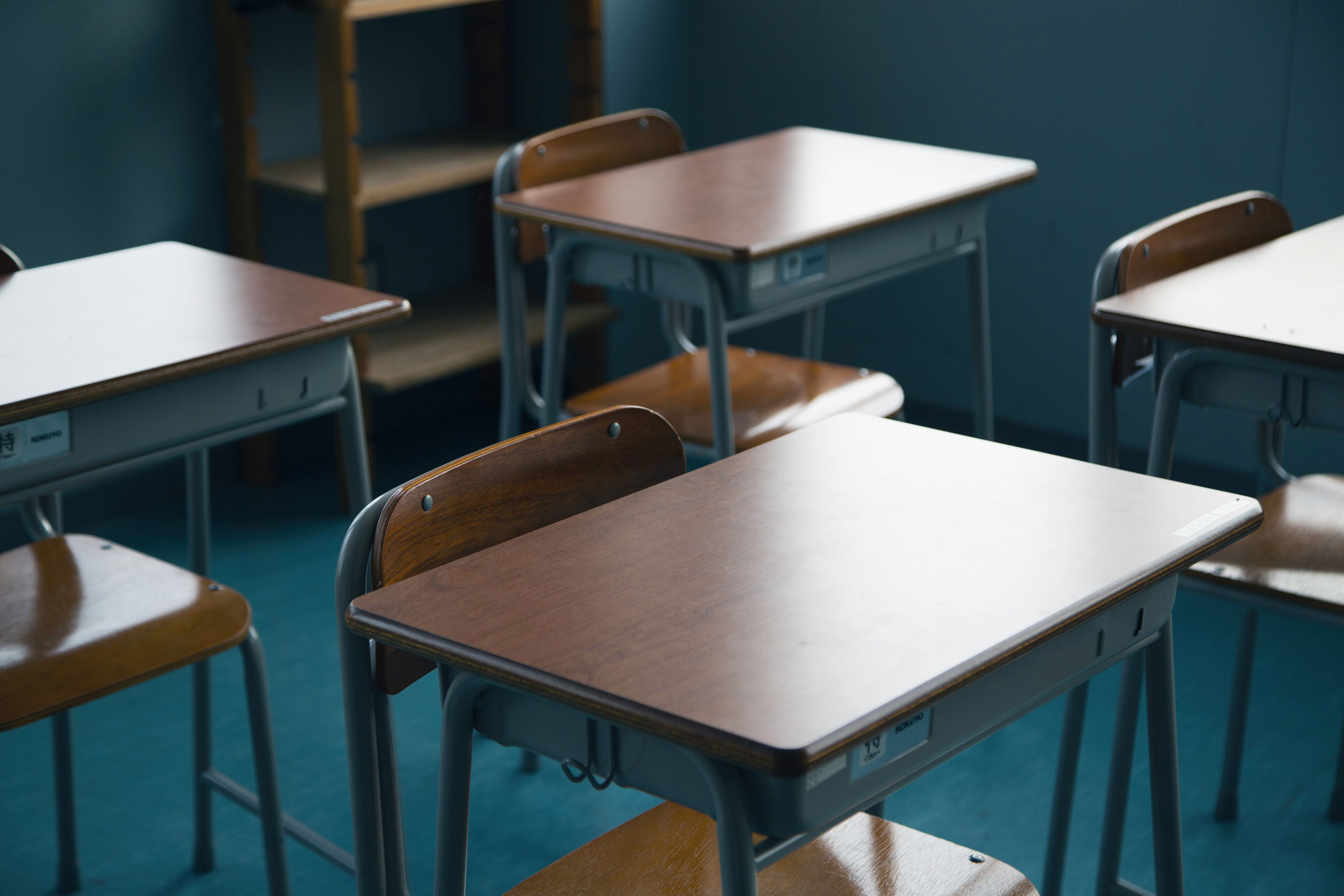 Chicago school board members get more details on district enrollment drop