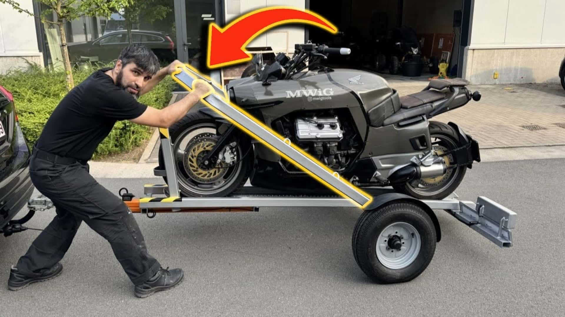 This Guy Solved Solo Motorcycle Hauling, Built His Own Trailer This Guy Solved Solo Motorcycle Hauling, Built His Own Trailer