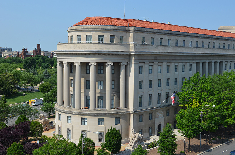 Texas judge blocks the FTC from enforcing its ban on noncompete agreements Texas judge blocks the FTC from enforcing its ban on noncompete agreements