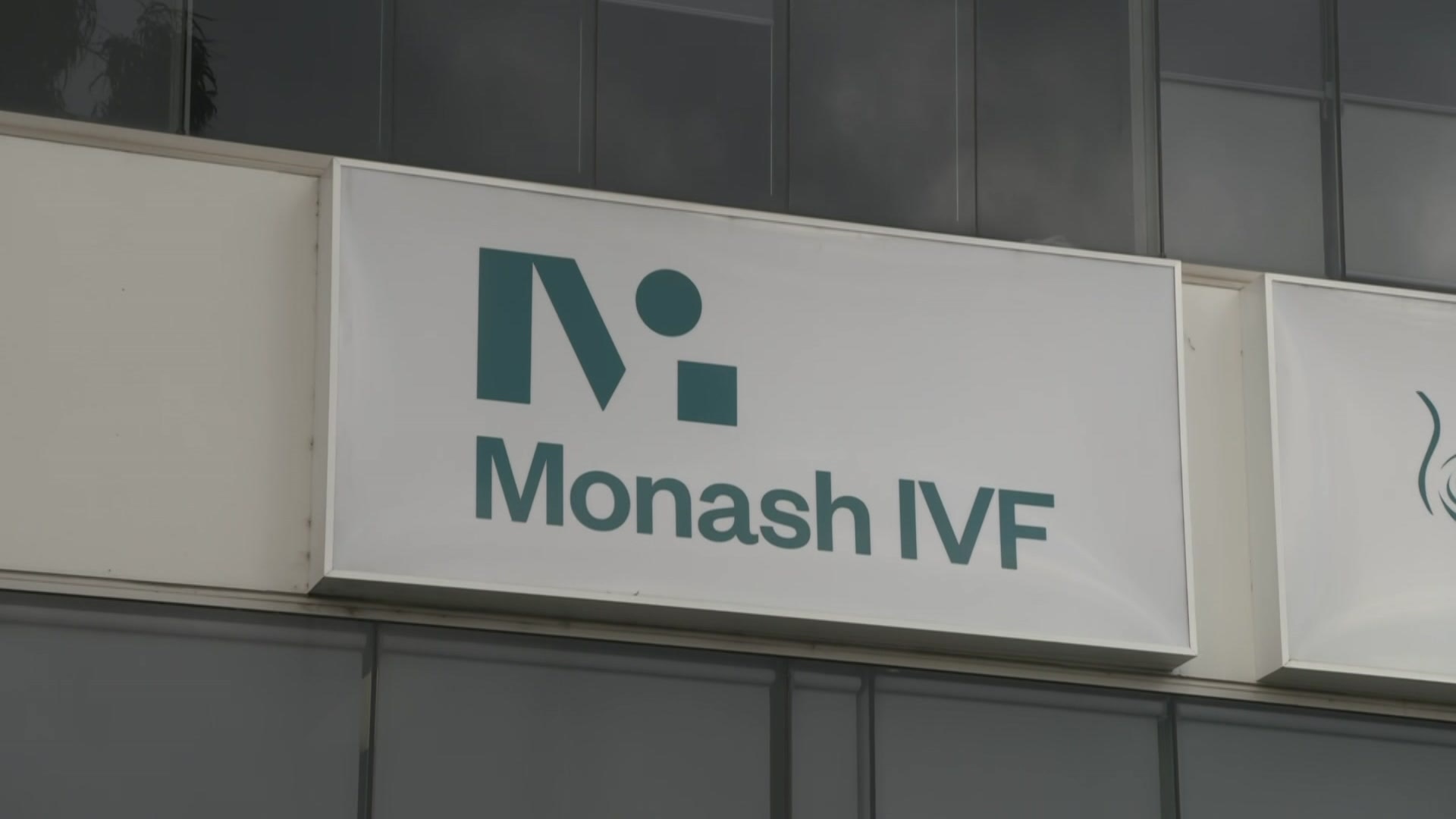 Monash IVF CEO Michael Knaap resigns after second embryo bungle