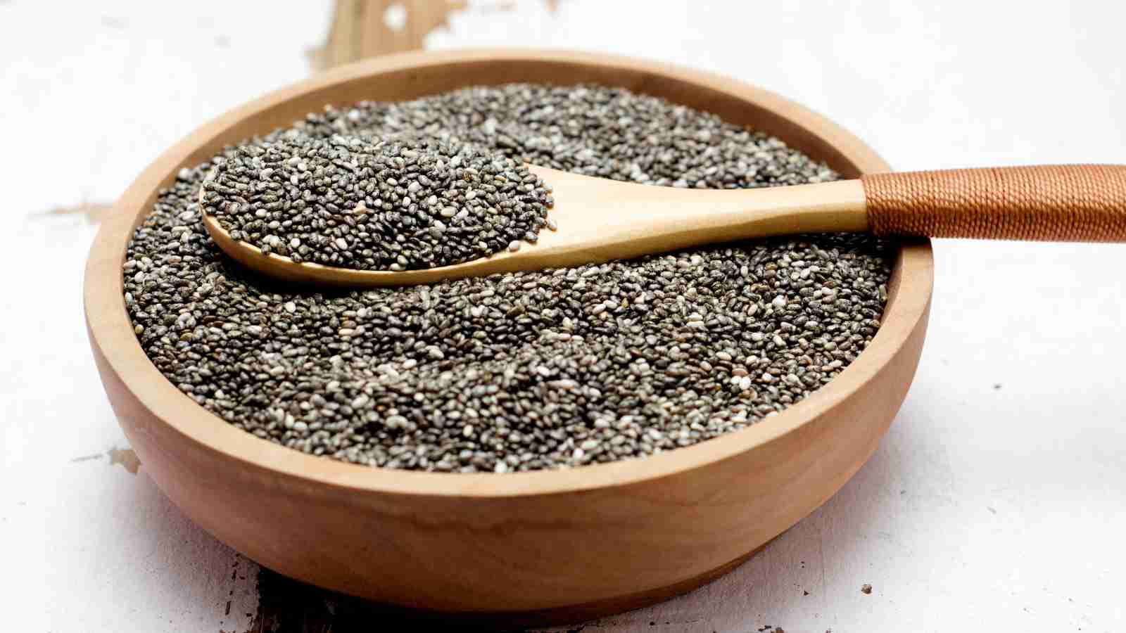 15 Reasons You Should Be Eating Chia Seeds
