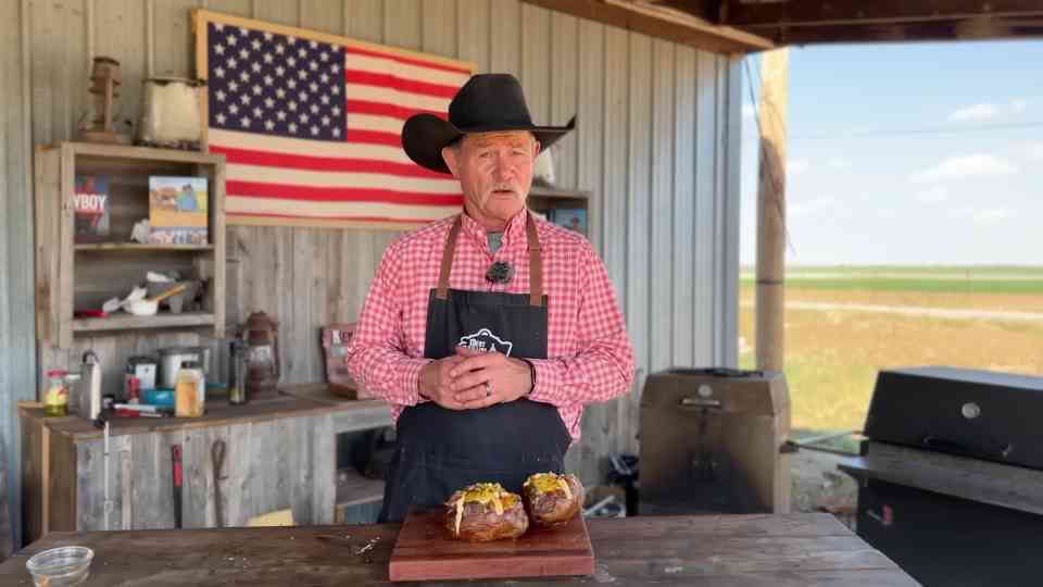 A 'Tater Transformation! Ultimate Loaded Baked Potato A 'Tater Transformation! Ultimate Loaded Baked Potato