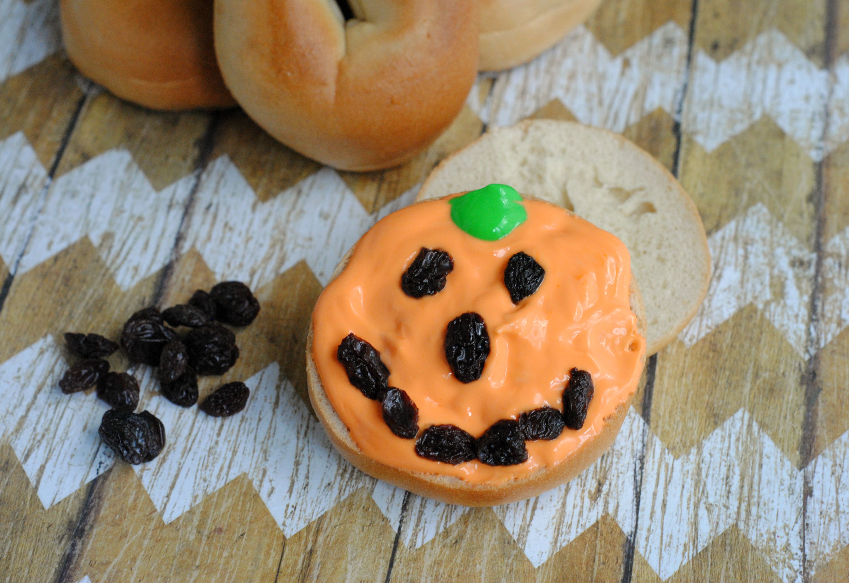 Easy Pumpkin Bagels Breakfast Idea for Halloween