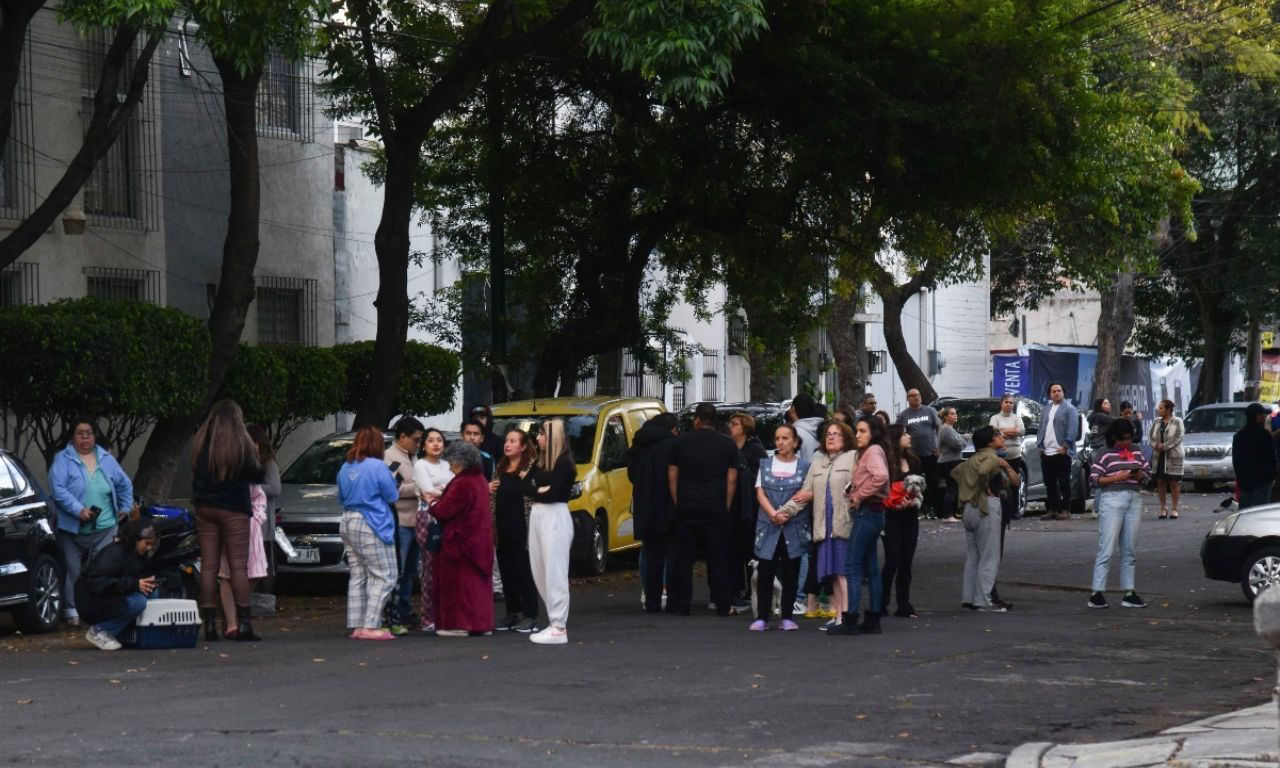 “Un sismo fuerte”: Mhoni Vidente predice nuevo temblor en México en ... “Un sismo fuerte”: Mhoni Vidente predice nuevo temblor en México en ...
