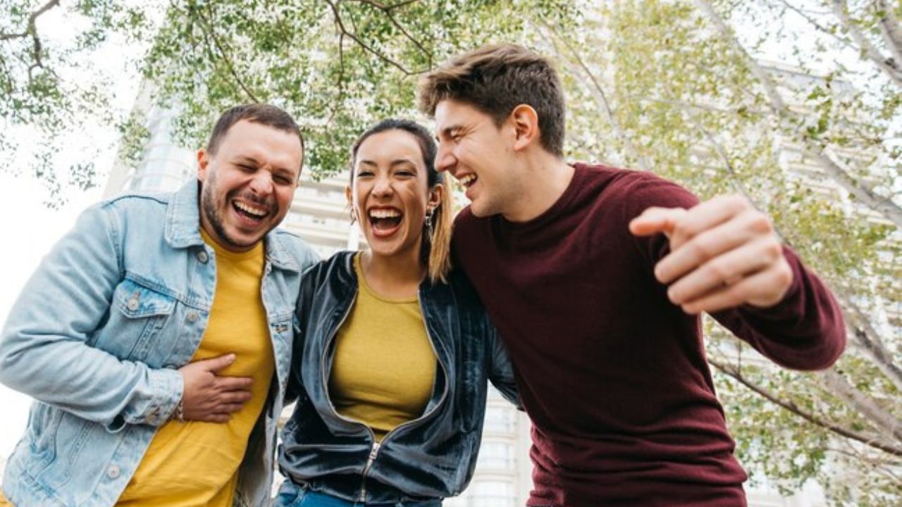 110 Funny Inspirational Quotes to Boost Your Mood And Day