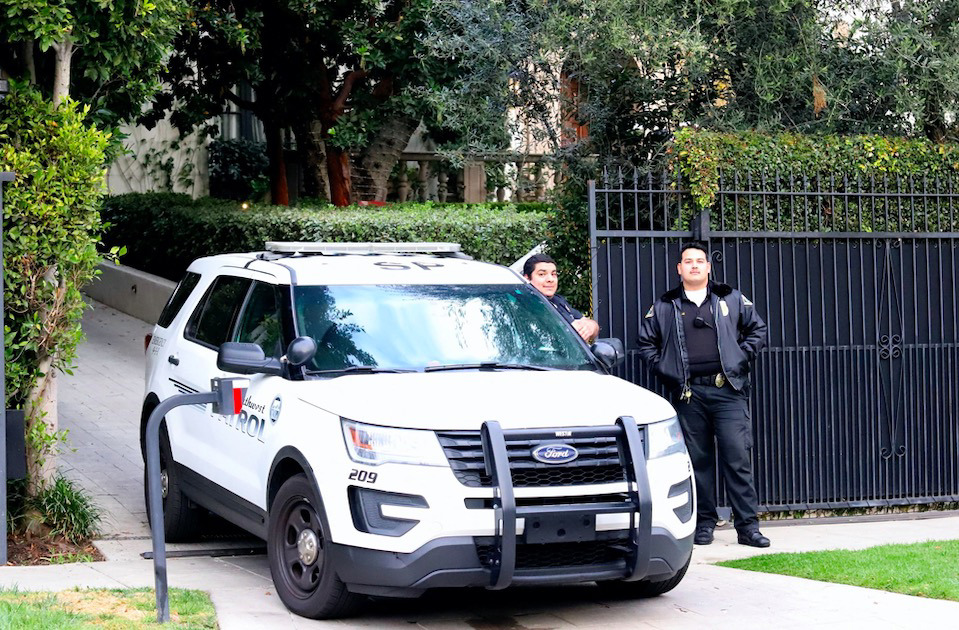 Protect Yourself: Common Mistakes That Invite Burglars to Your Home Protect Yourself: Common Mistakes That Invite Burglars to Your Home