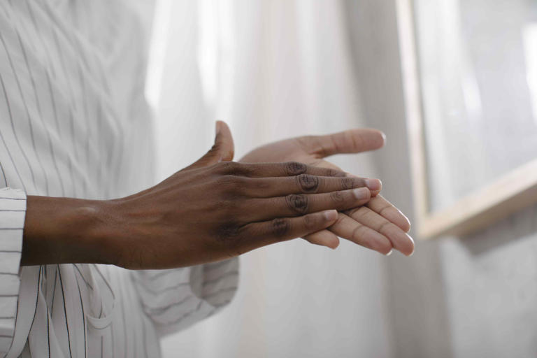 9 Triggers Behind a Rash on Palms and How to Treat Each