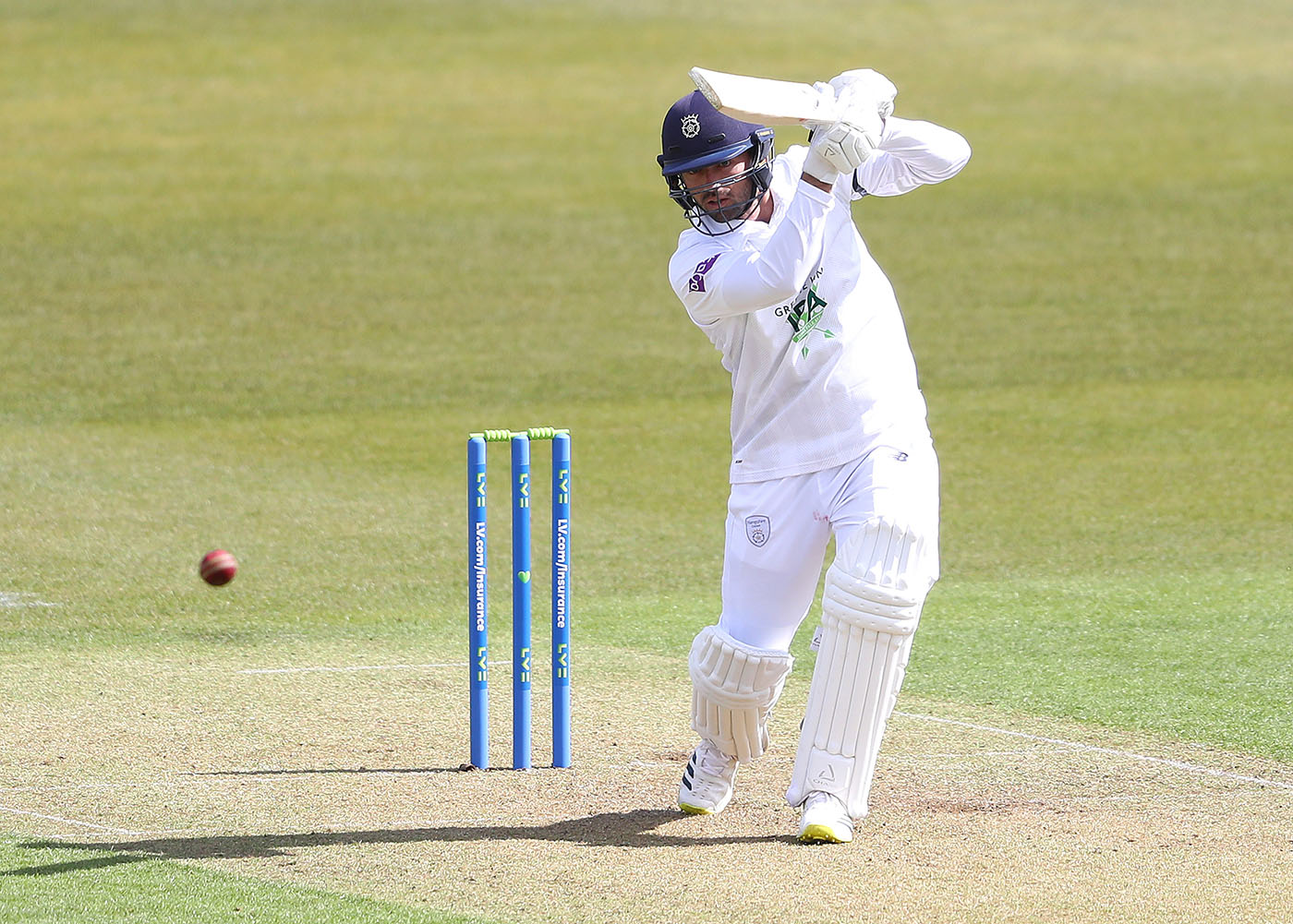 Leicestershire close in as Rehan caps contest with ten-for