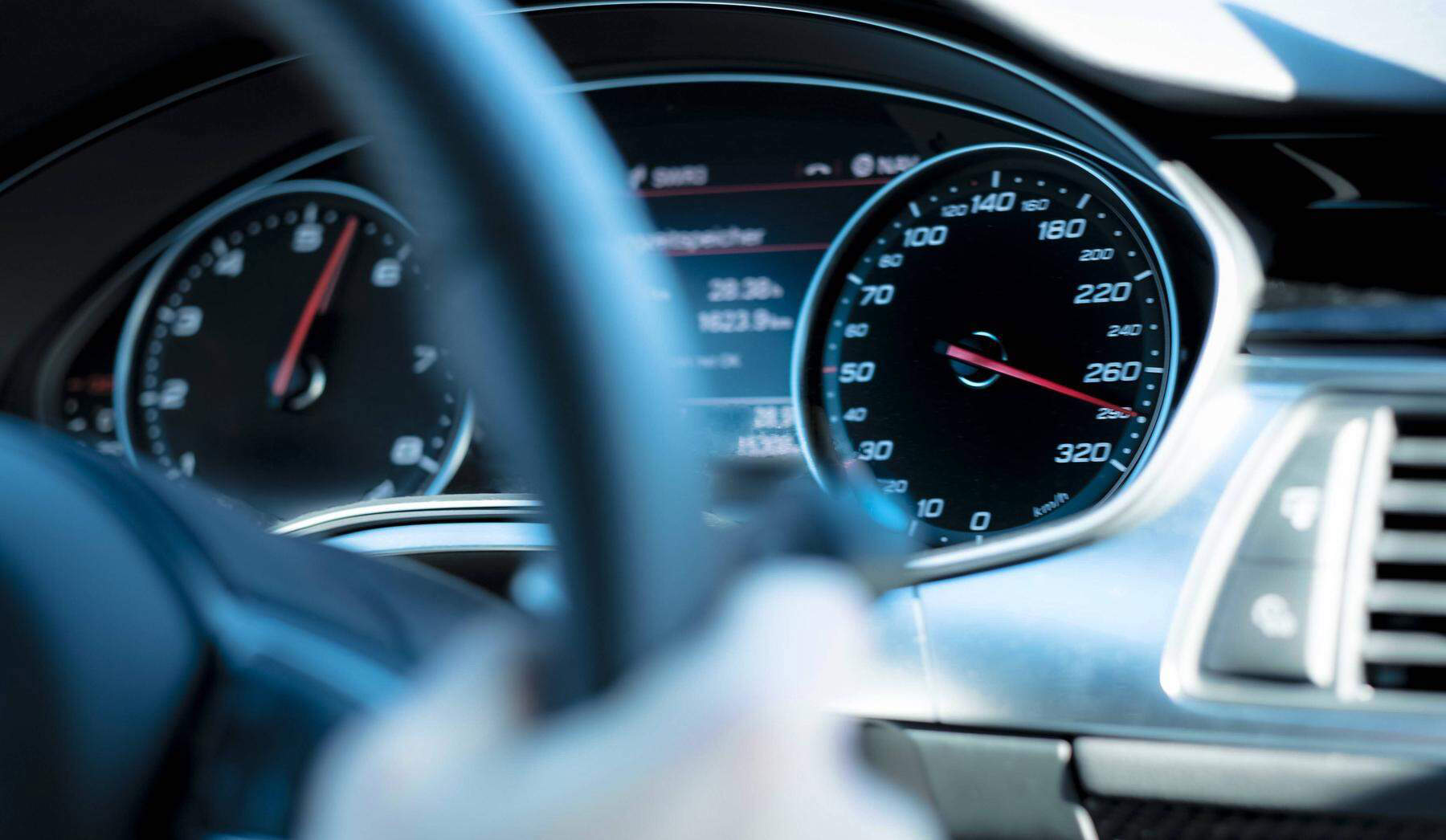 18-Jähriger rast mit 215 km/h auf S5 in Niederösterreich 18-Jähriger rast mit 215 km/h auf S5 in Niederösterreich
