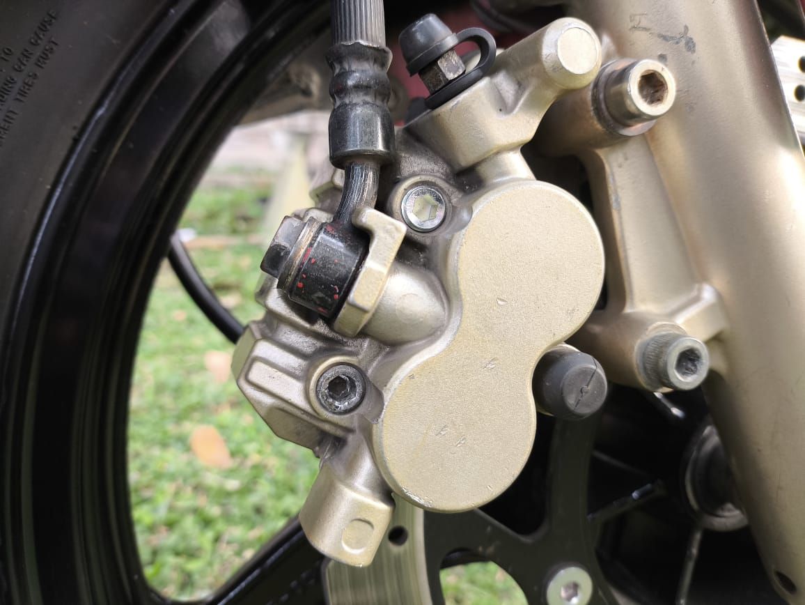 Ini penyebab dan dua cara mengatasi rem motor bekas terasa nyendat