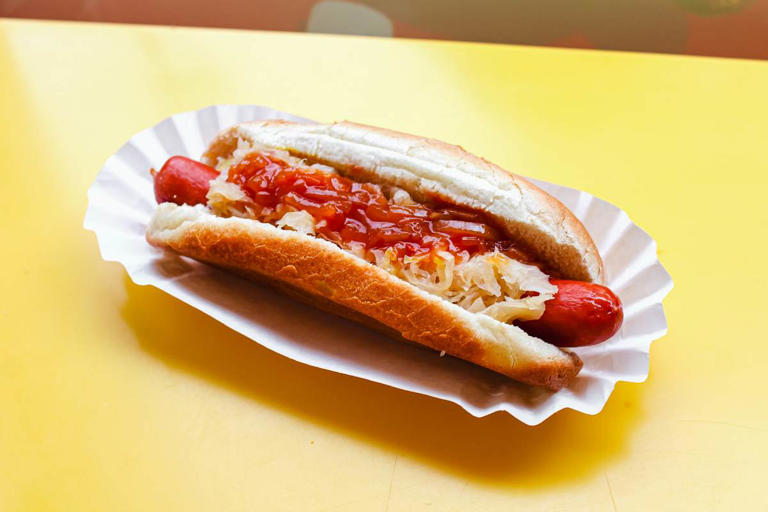 25 Iconic Dishes That Define New York