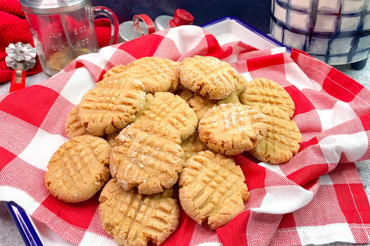 Sweet, Salty, & Oh-So-Buttery: The Ultimate Peanut Butter Cookie Collection