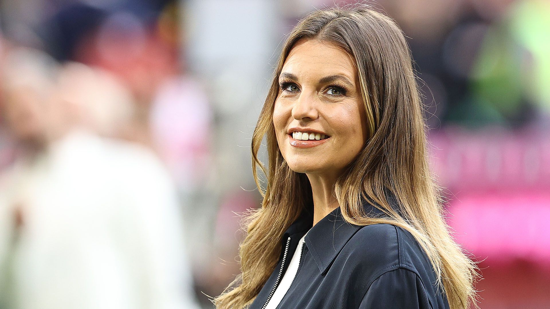 Funny moments of Obama making famous people laugh