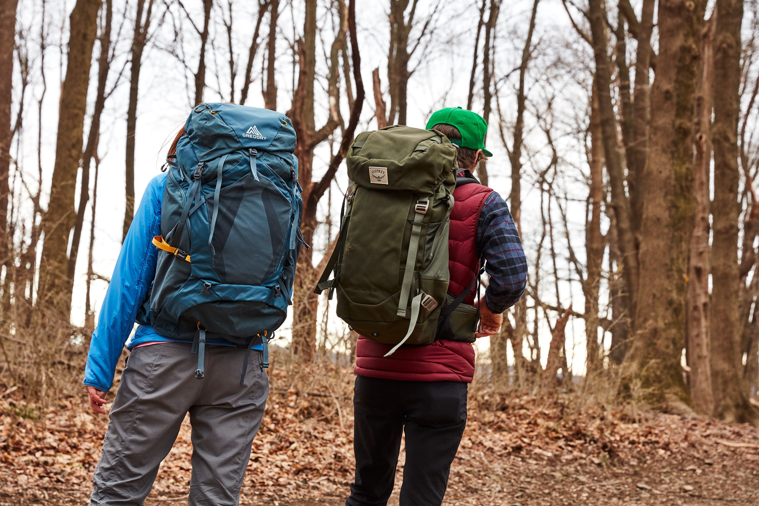 The 18 Best Gifts for Backpackers That They’ll Actually Use