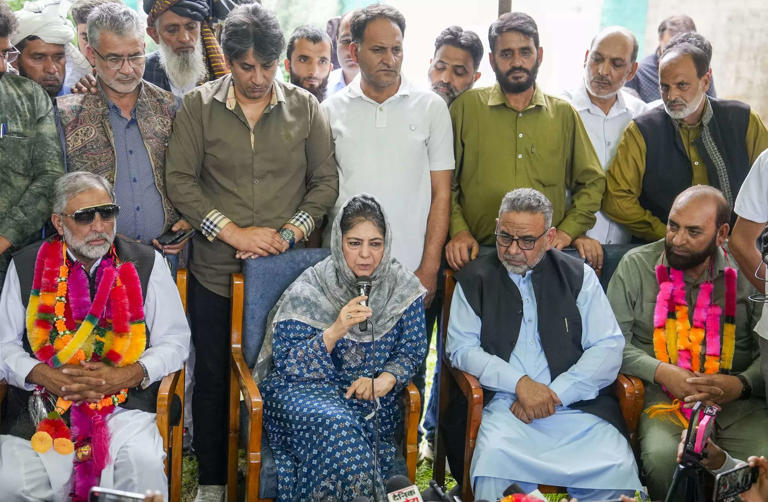 Free electricity, abolishing UAPA: Mehbooba Mufti releases PDP's ... Free electricity, abolishing UAPA: Mehbooba Mufti releases PDP's ...