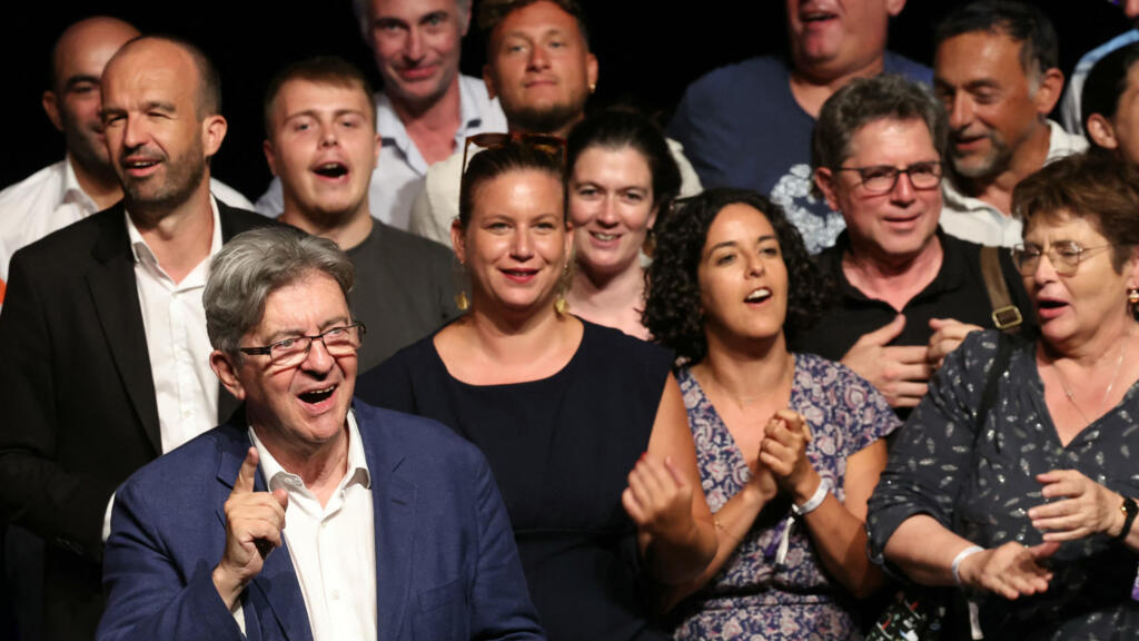 France: la France insoumise présente son programme, en route vers une ...