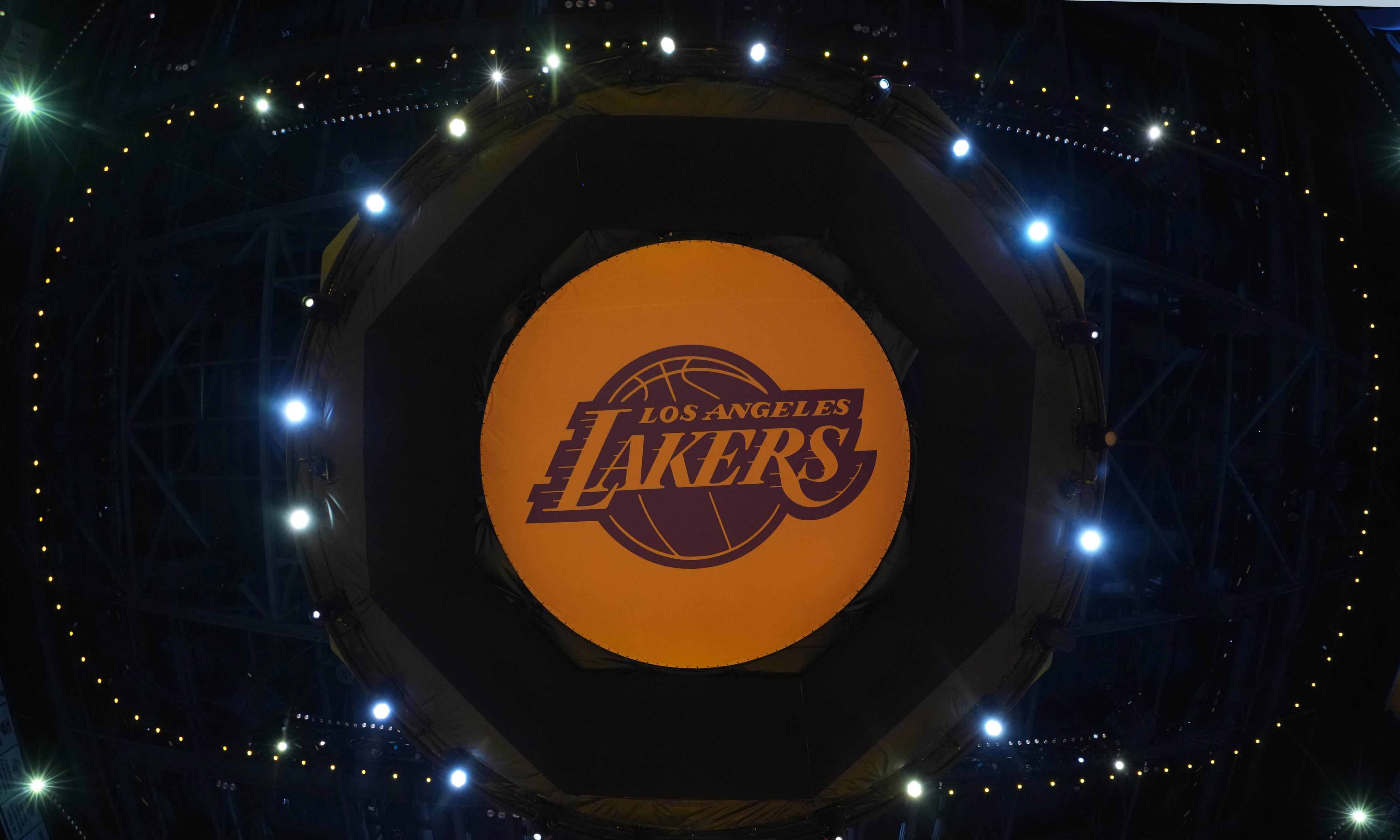 Longtime Lakers PA announcer Lawrence Tanter is retiring