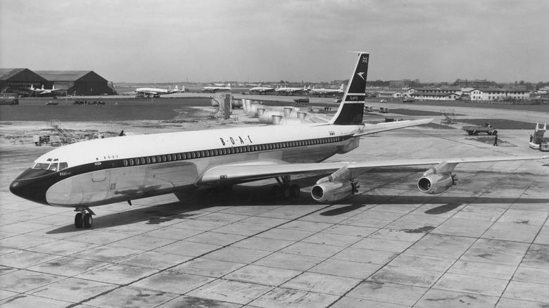 Can Airliners Still Fly If They Lose One Engine?