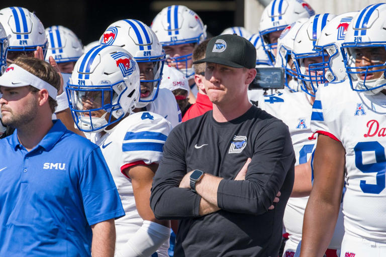 SMU Coach Rhett Lashlee Calls for 16-Team College Football Playoff