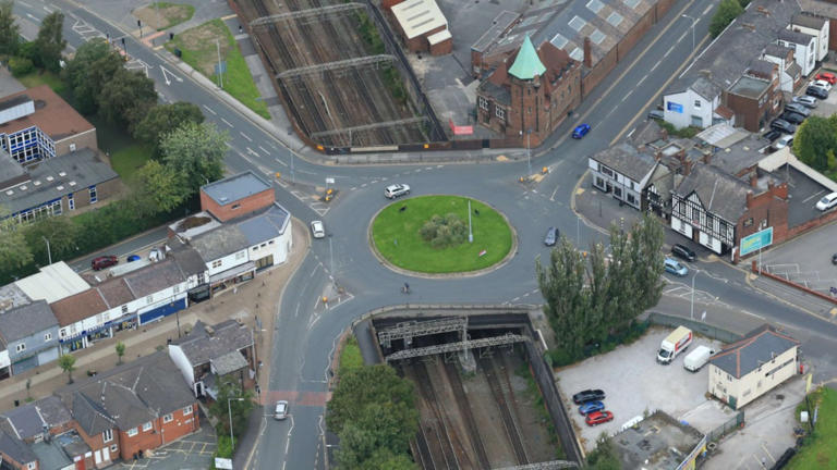 Sheffield trains: Busy EMR rail service to Manchester halted for three ...