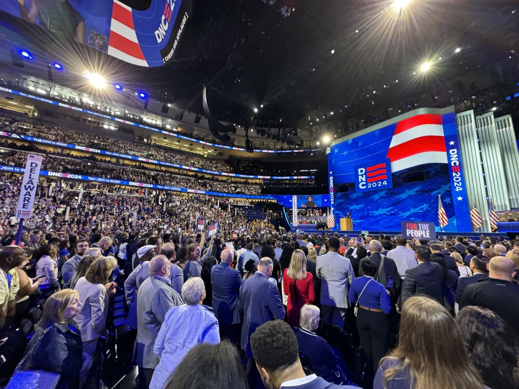 Democrats Launch 'Organizing Summer' in Key States Ahead of 2026 Midterms