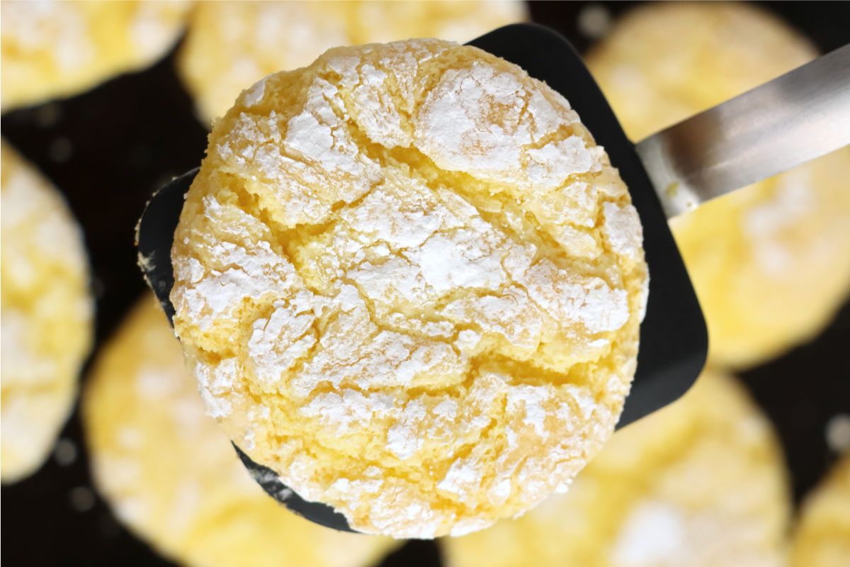 34 Recipes that Use Cool Whip, From Cakes to Cookies