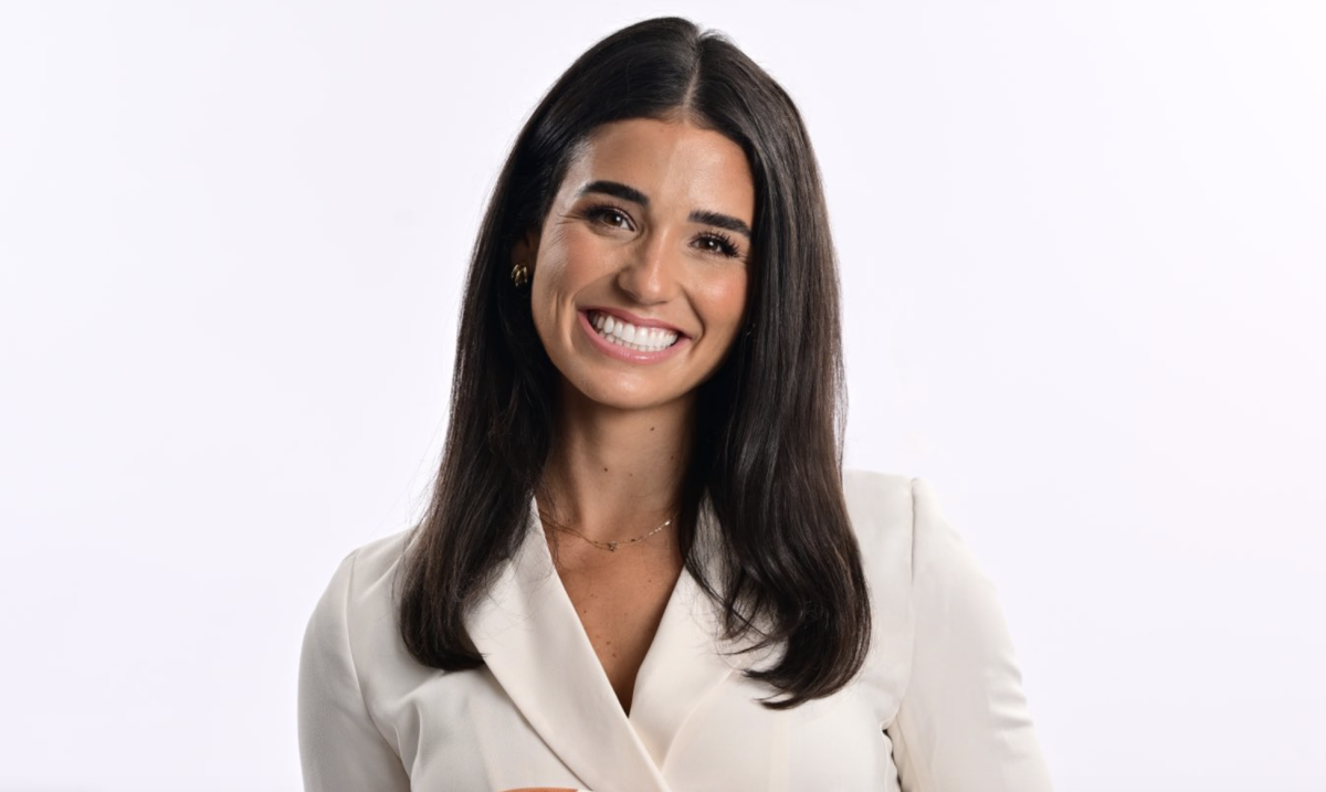 ESPN College Football Reporter Turns Heads With Vacation Photos