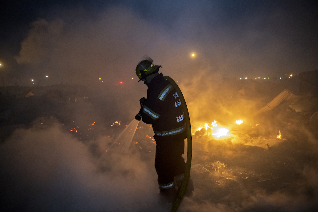Cape fires destroy over 2,000 hectares