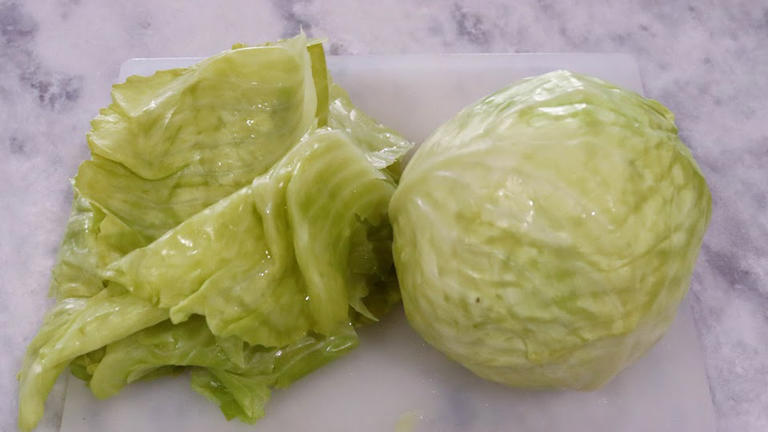 If You're Looking For A Taste Of Traditional Cabbage Rolls, Look No ...