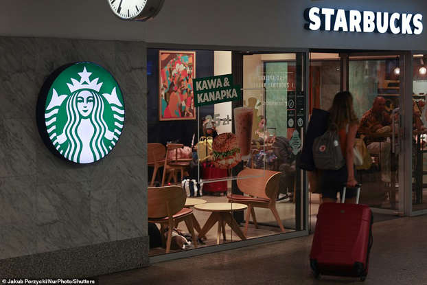 Experts reveal the reason behind Starbucks' downfall Experts reveal the reason behind Starbucks' downfall