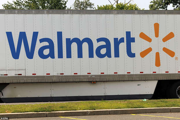 Walmart apple juice recalled over fears it contains arsenic Walmart apple juice recalled over fears it contains arsenic