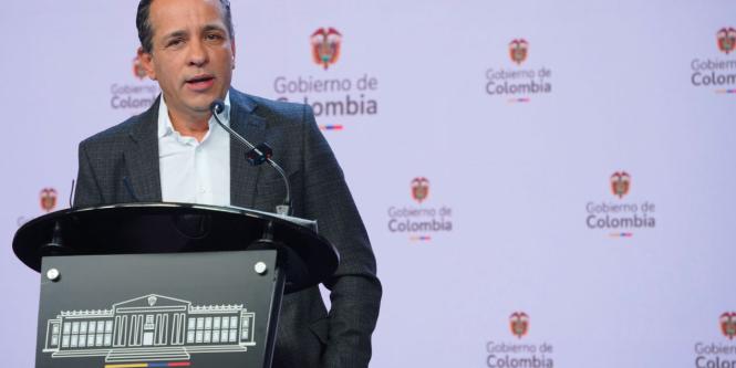 Alexander López Maya presentó su renuncia irrevocable a Planeación Nacional