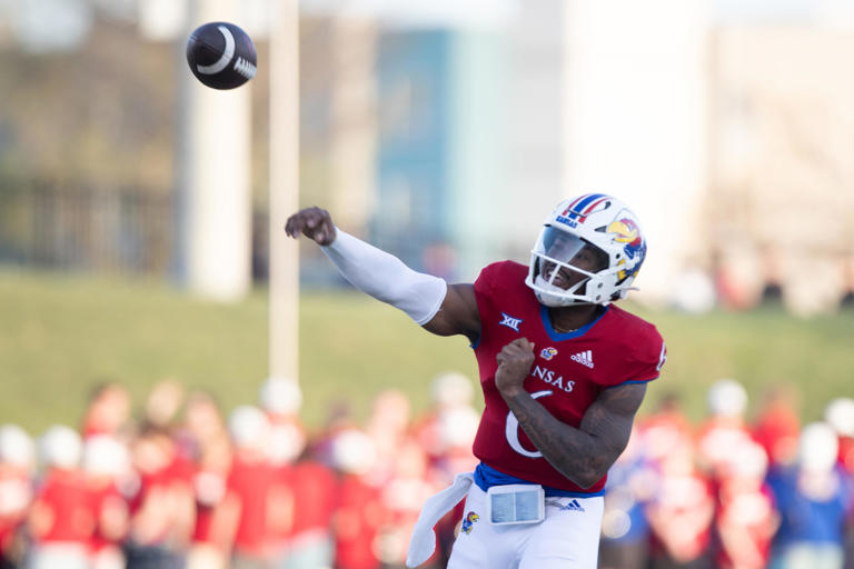 Kansas football releases depth chart for Illinois road matchup Kansas football releases depth chart for Illinois road matchup