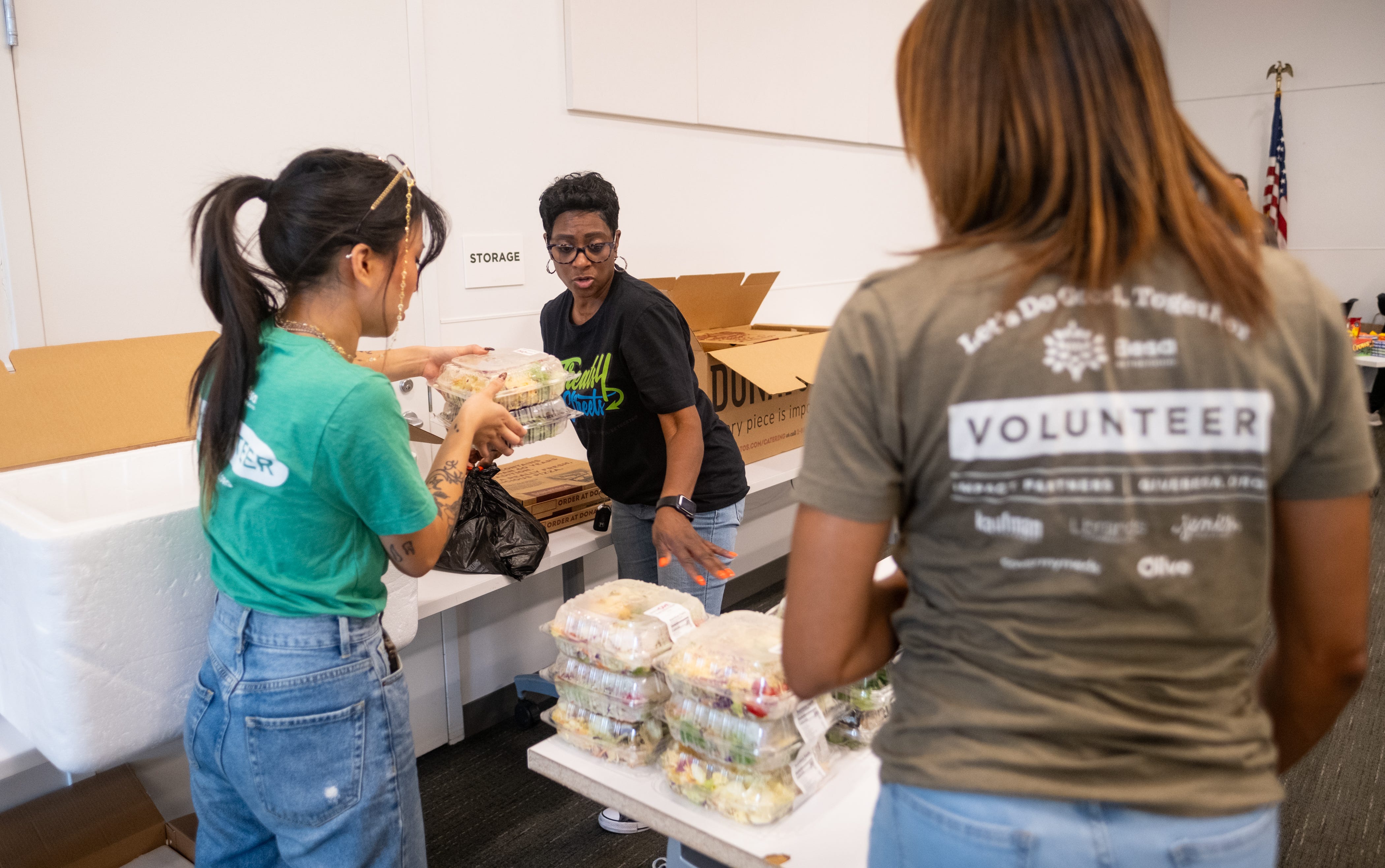 Bake 350 founder Sherrell Johnson 'Treats' homeless with dignity