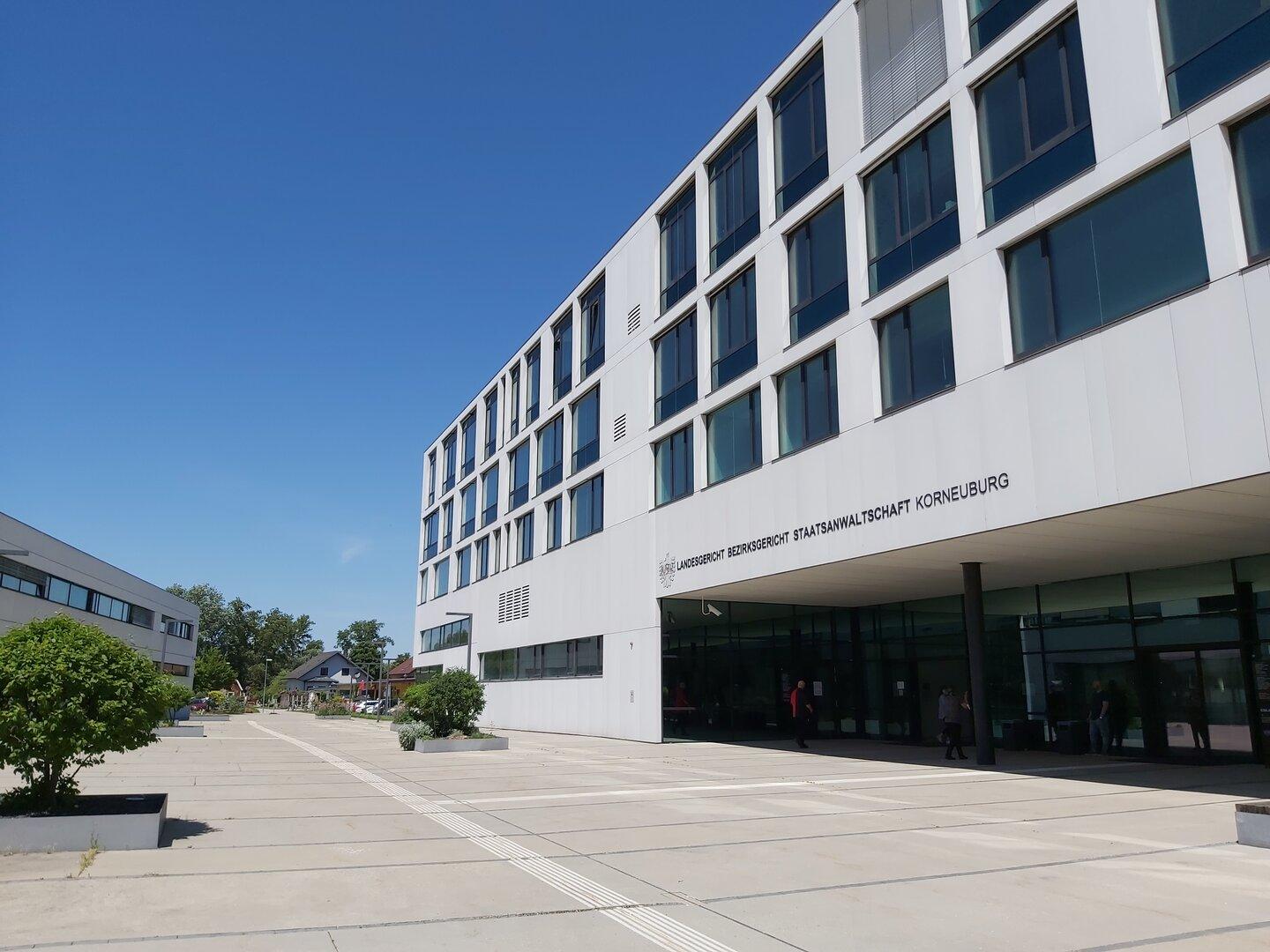 Home Invasion in Strasshof: Weiterer Angeklagter weist jede Schuld von sich