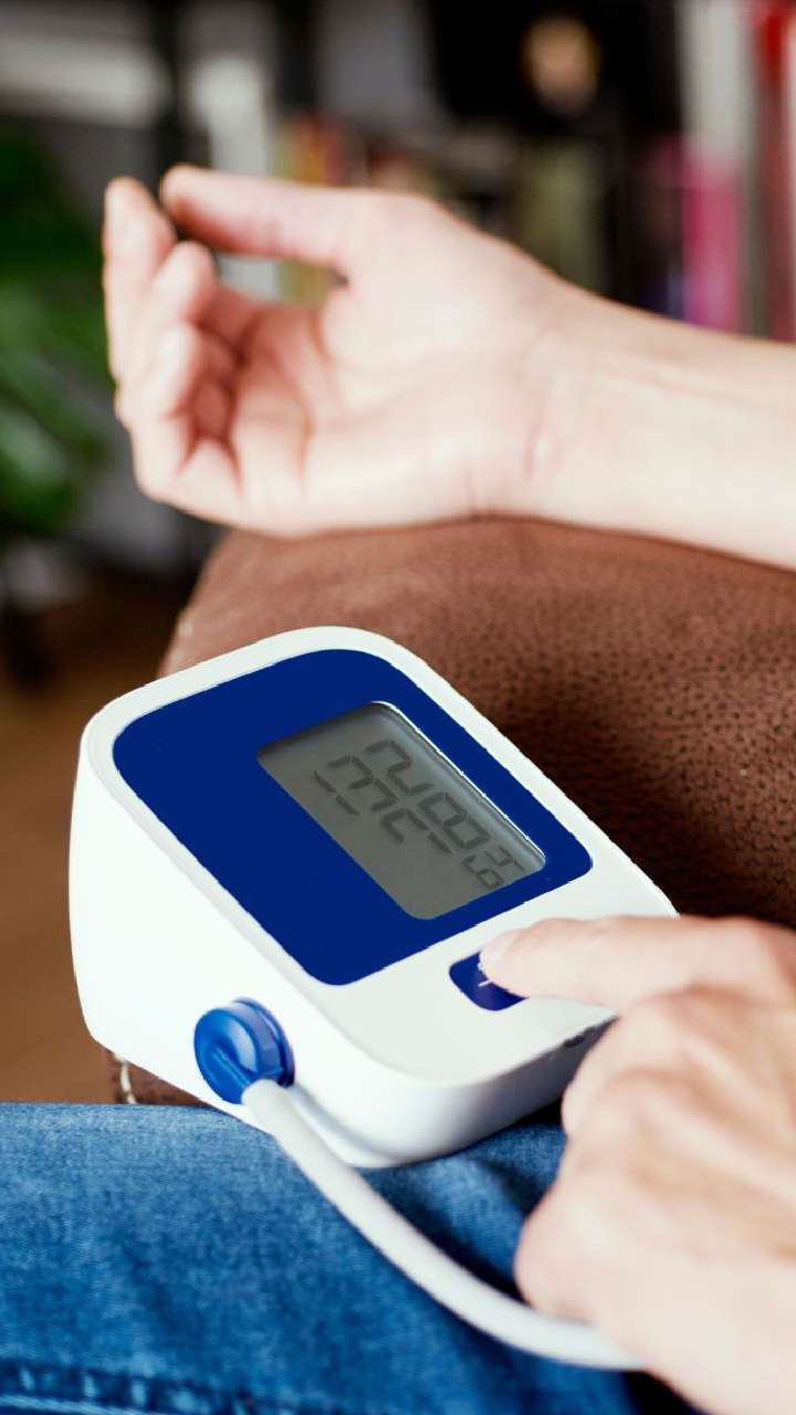 6 Effective Ways To Deal With Low Blood Pressure 6 Effective Ways To Deal With Low Blood Pressure